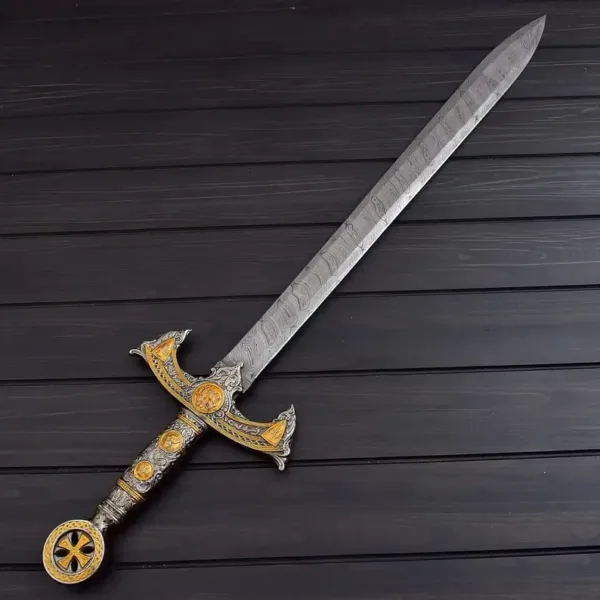 Custom Knights Templar Sword – Damascus Steel Crusader Blade